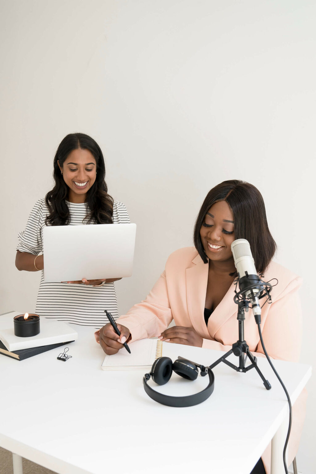 9 Podcast Metrics That Matter More Than Downloads | Leah Bryant Co.